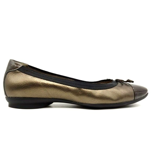 Clarks | Shoes | Clarks Artisan Metallic Brown Leather Cap Toe Slip On ...